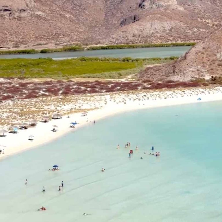 Playa Balandra - Paraíso Natural en el Mar de Cortés