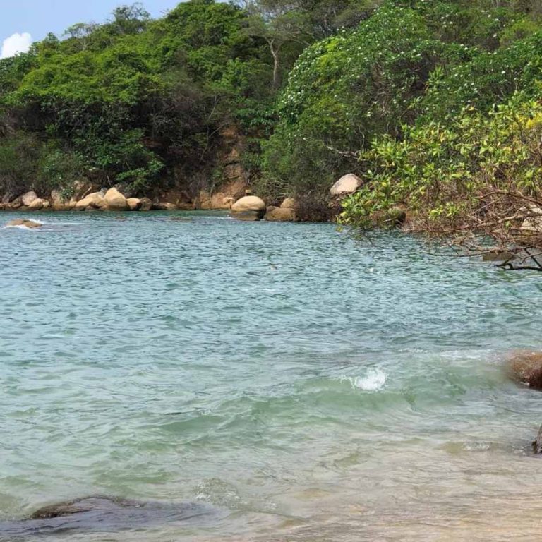 Playa Caleta en Acapulco - Playas de México