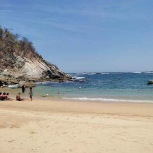 Playa El Arrocito en Santa María Huatulco