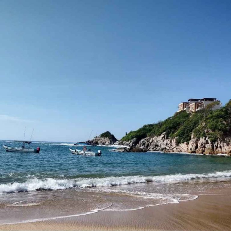 Playa El Arrocito en Santa María Huatulco
